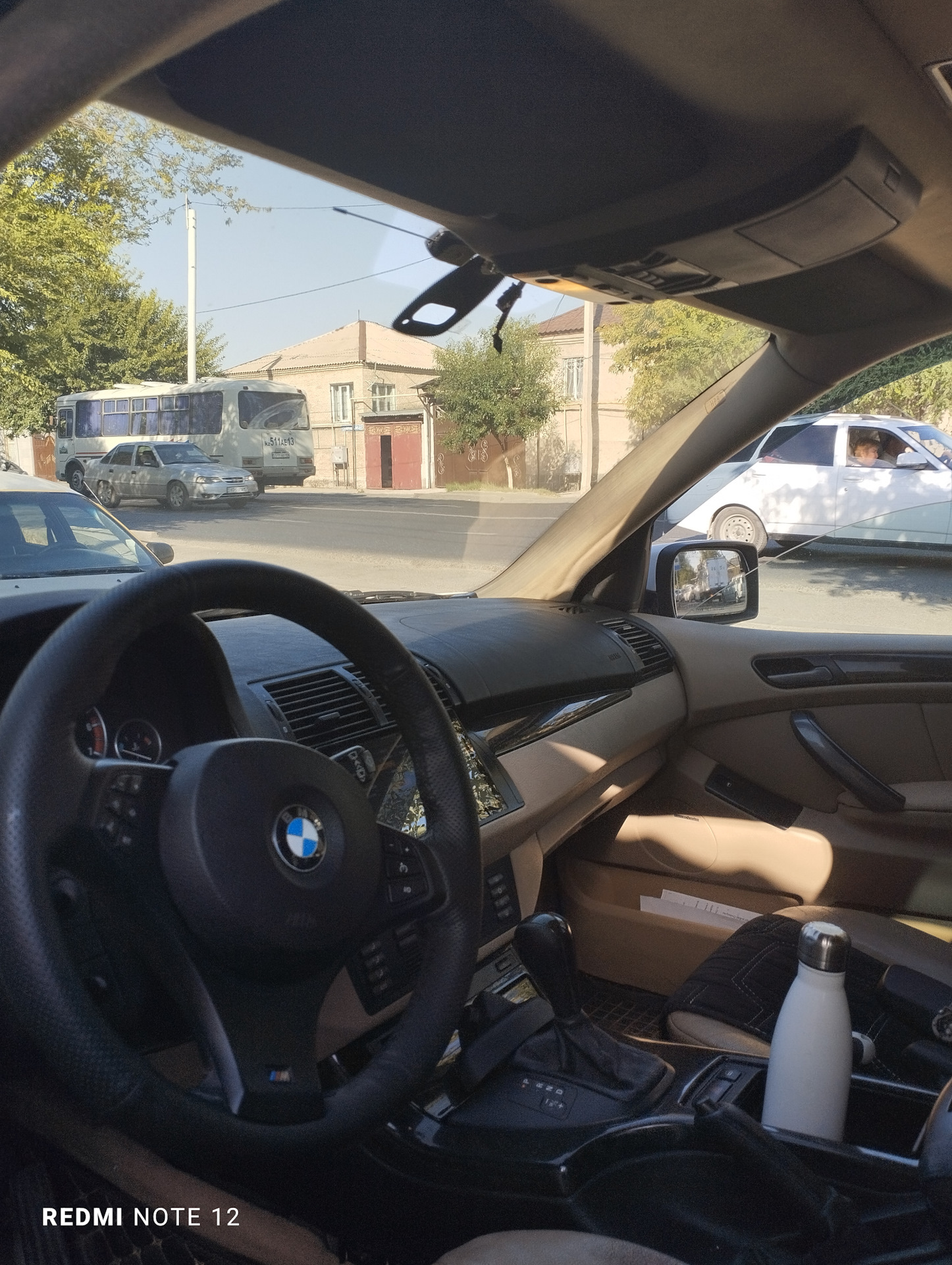 Дооснащение датчиком дождя и света RLS. — BMW X5 (E53), 4,8 л, 2004 ...