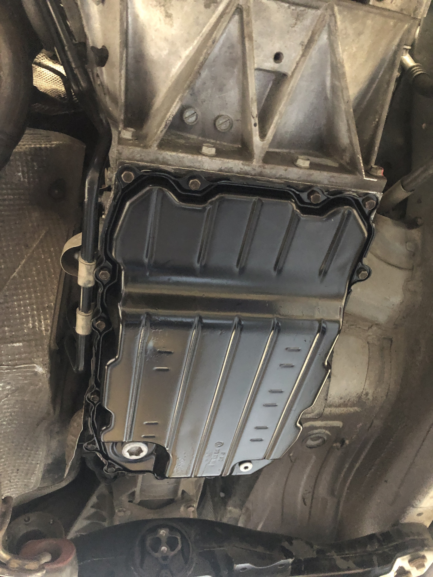 АКПП TR60-SN текут разъемы — Volkswagen Touareg (1G), 3,2 л, 2006 года ...