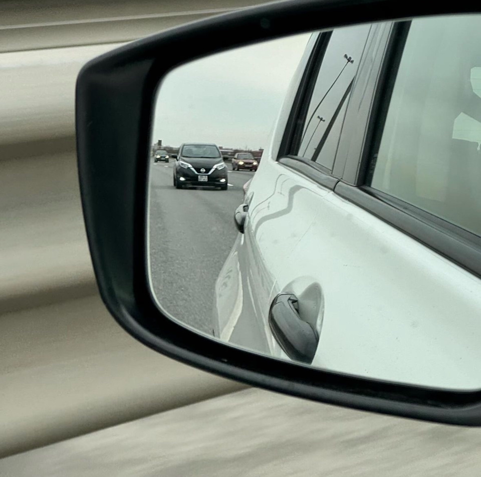 Шумка крыши и минус новый лобаш — Nissan Note e-Power, 1,2 л, 2016 года ...