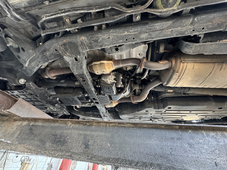 Первое ТО. LX570 Дубайский. — Lexus LX (URJ200/URJ201), 5,7 л, 2010 ...