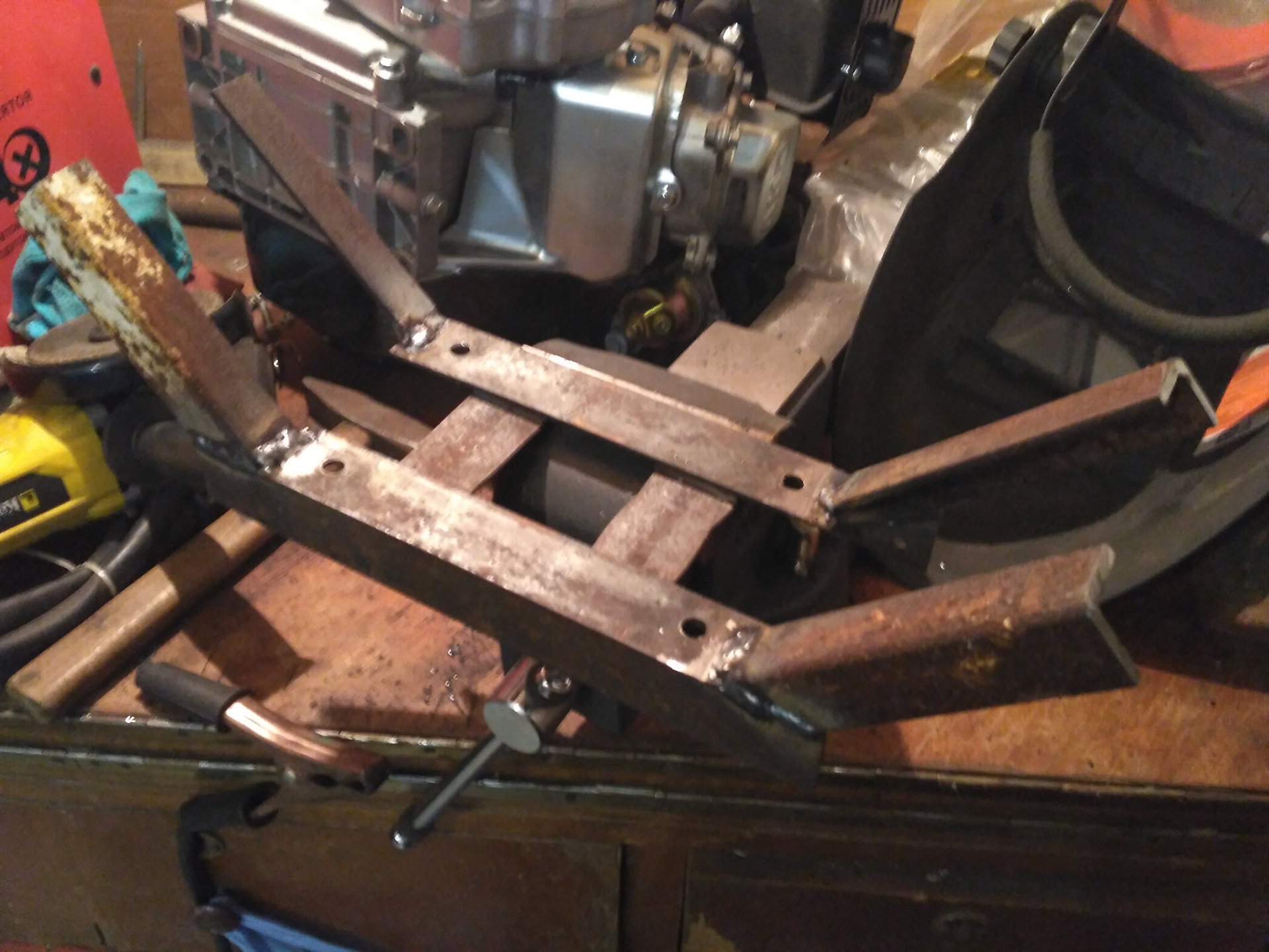 Подрамник для двигателя — Mini Willys MB, 0,5 л, 2018 года | своими ...