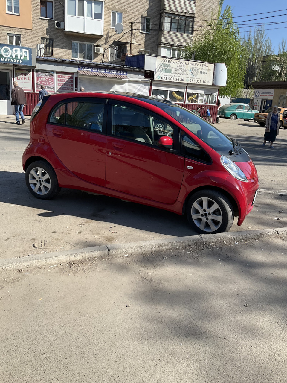 Просто фото — Mitsubishi i-MiEV, 2010 года | мойка | DRIVE2