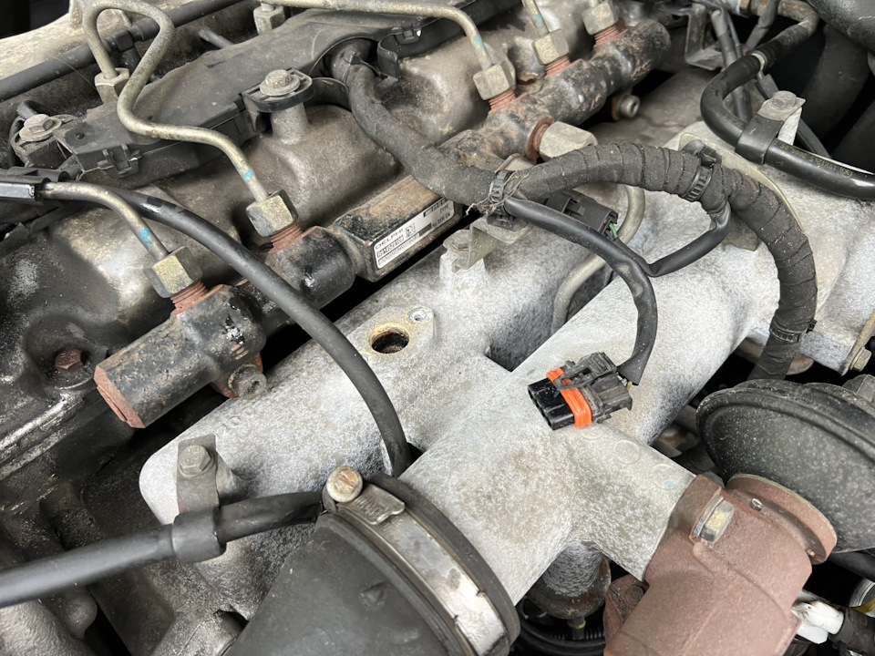 С ошибками P0108, P0400 и др., покончено. — SsangYong Rexton (2G), 2,7 ...