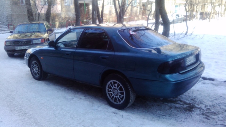 Mazda Cronos 2.0 бензиновый 1992 | сине-зеленый металлик на DRIVE2