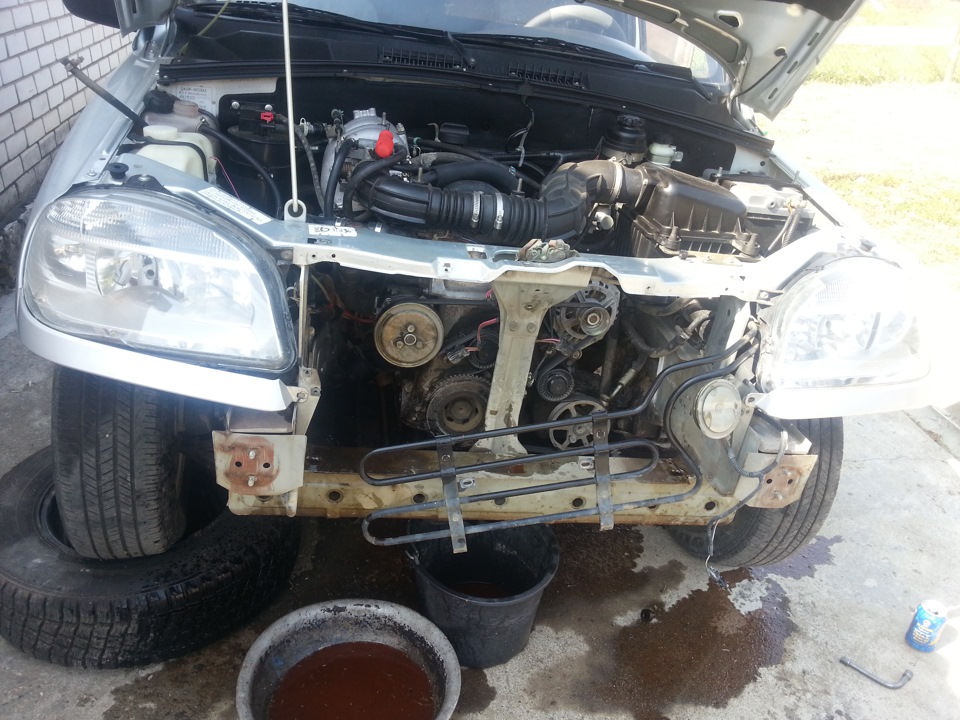 Течь ож, плюс заслонка печки. — Chevrolet Niva (1G), 1,7 л, 2004 года ...