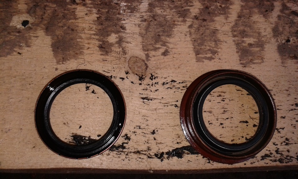 Манжета привода левая. — Ford Focus Hatchback II, 1,8 л, 2010 года ...