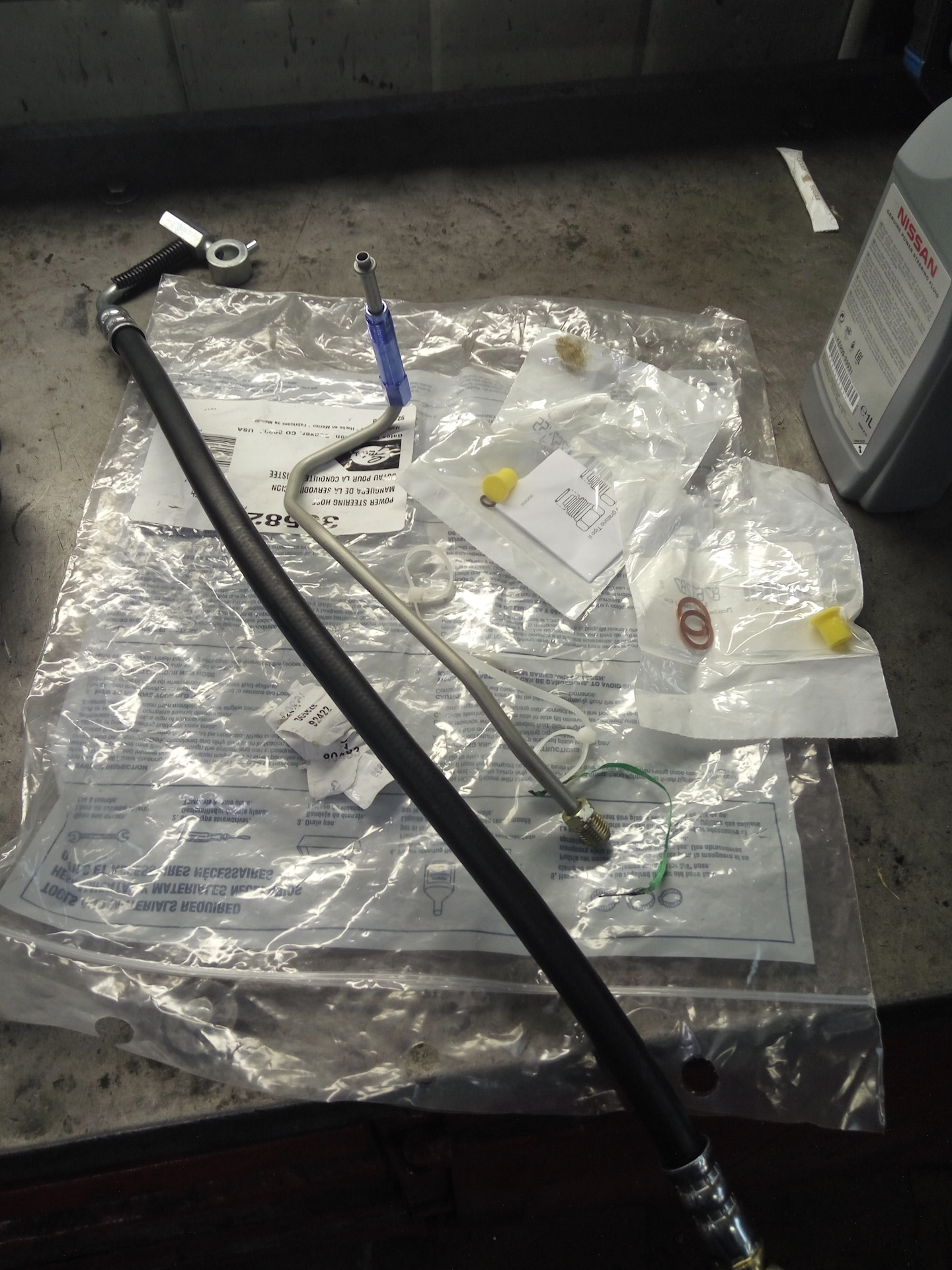 Заменил шланг ГУР высокого давления. — Infiniti QX (2G), 5,6 л, 2008 ...