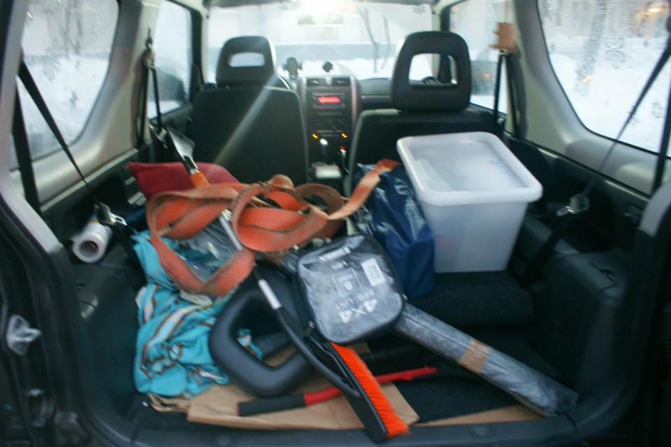 Резиновый коврик багажника — Suzuki Jimny (1G), 1,3 л, 2012 года ...