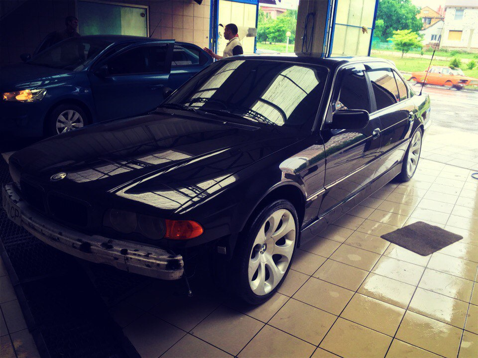 Hoonigan — BMW 7 series (E38), 4,4 л, 2000 года | фотография | DRIVE2