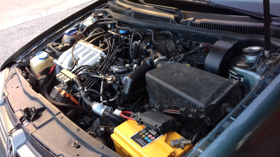 были проблемы с воздушной гофрой — Volkswagen Golf Mk4, 1,8 л, 1998 ...
