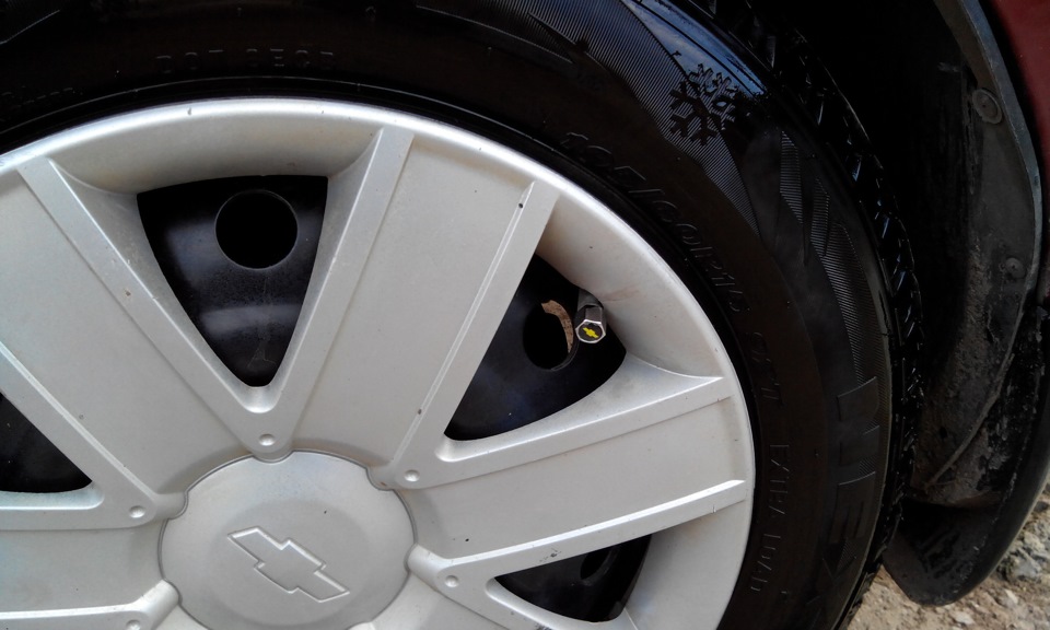 запись №15. Колпачки на нипеля Шевроле. — Chevrolet Lacetti 5D, 1,4 л ...