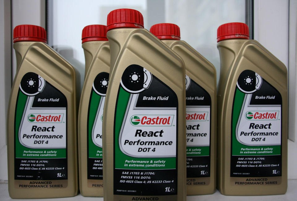 Brakes #2 (Castrol React Performance DOT4) — Ford Focus ST III, 2 л ...