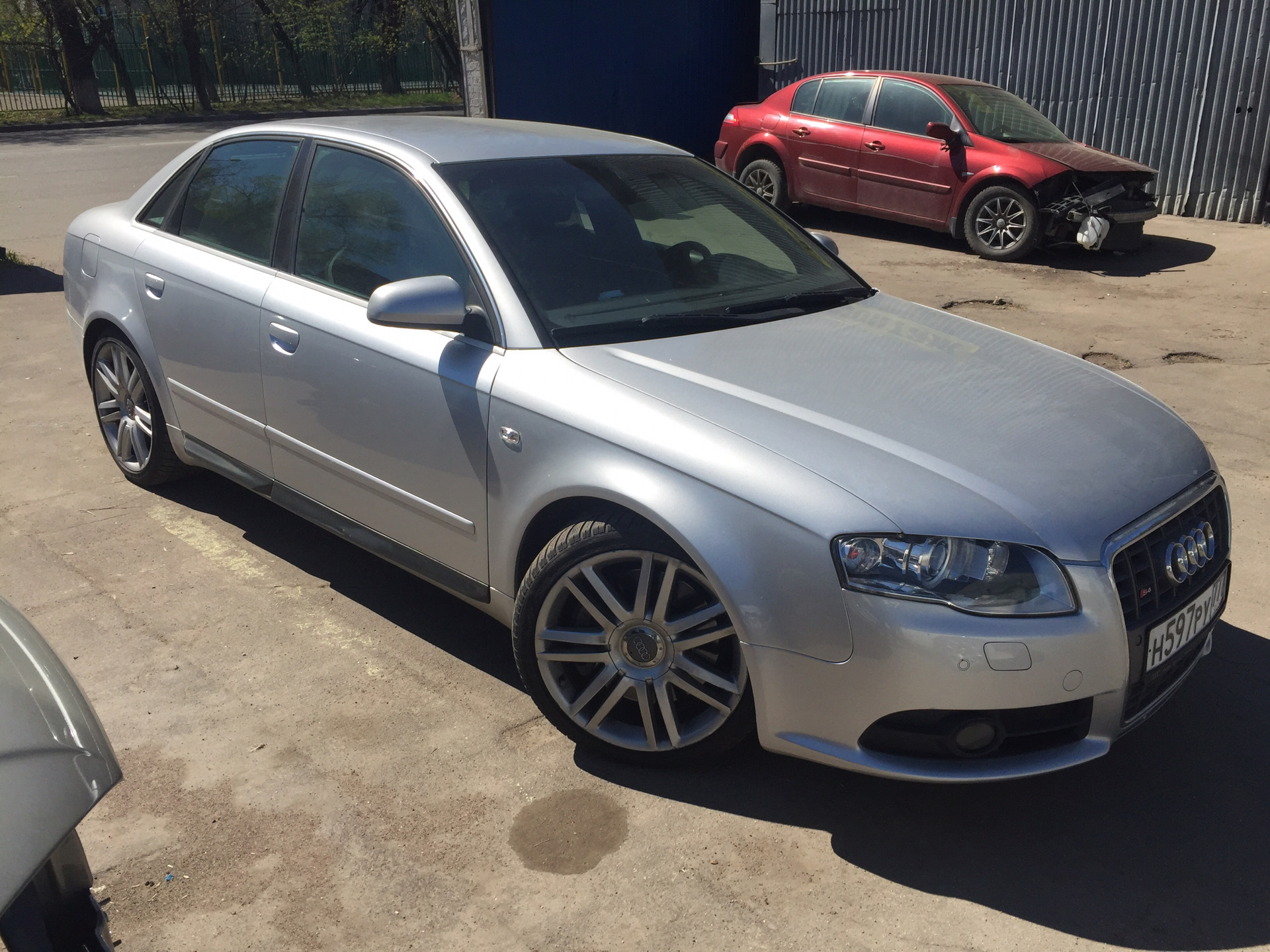 Текучка — Audi S4 (B7), 4,2 л, 2007 года | визит на сервис | DRIVE2