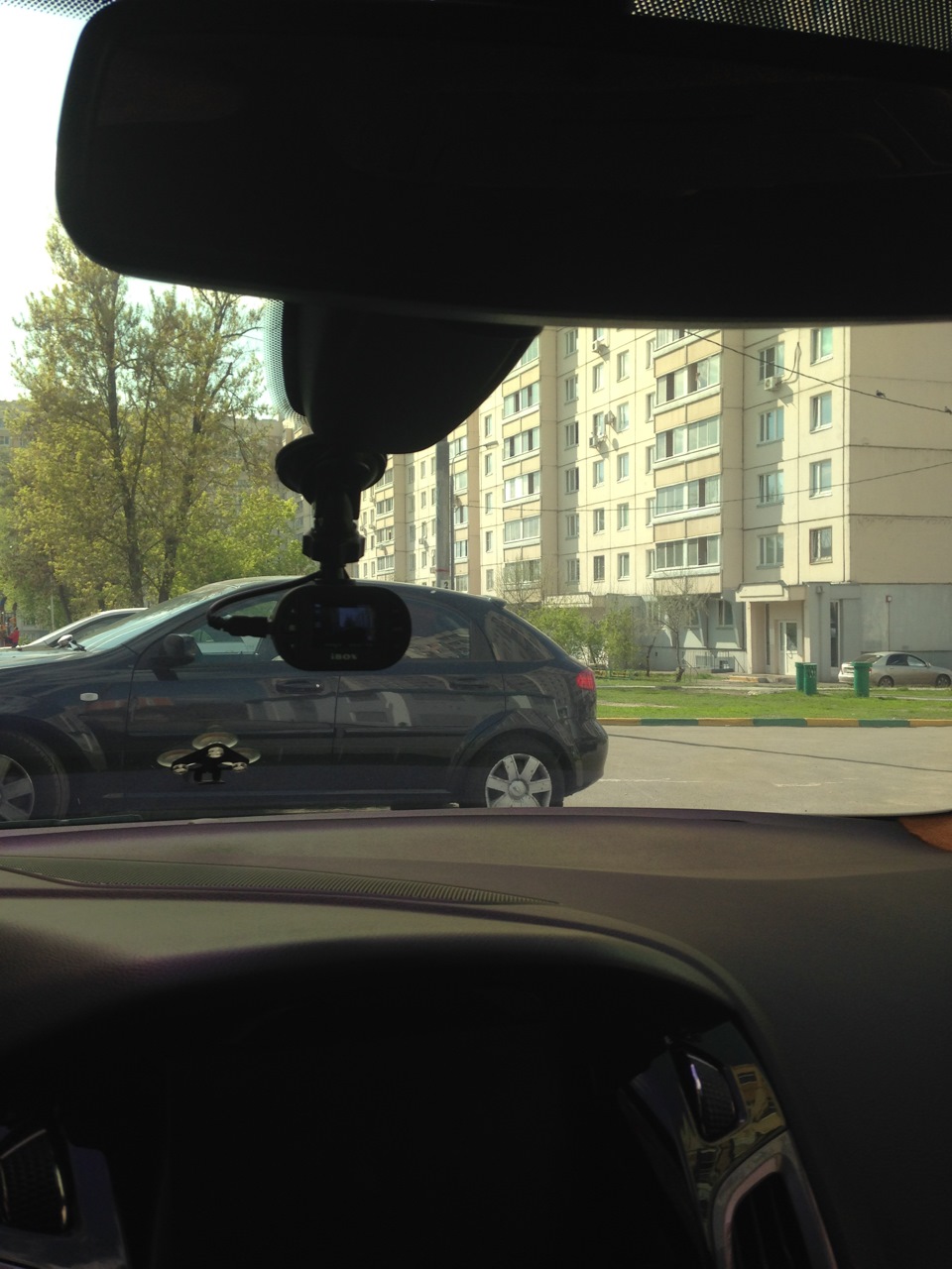 Подключение регистратора к зеркалу заднего вида. — Ford Focus Sedan III ...