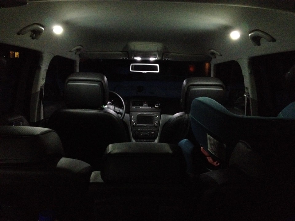 LED лампочки в салон — Skoda Yeti, 1,8 л, 2013 года | аксессуары | DRIVE2