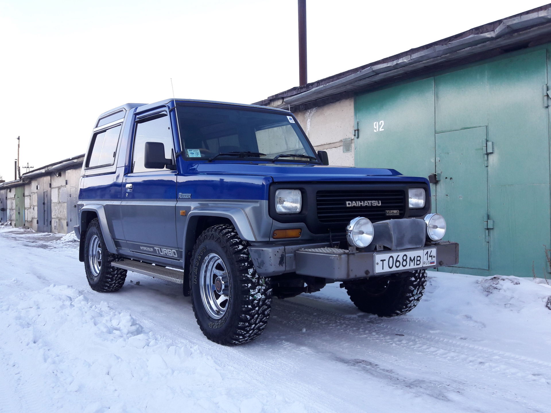Шины МТ — Daihatsu Rugger (F70), 2,8 л, 1991 года | шины | DRIVE2