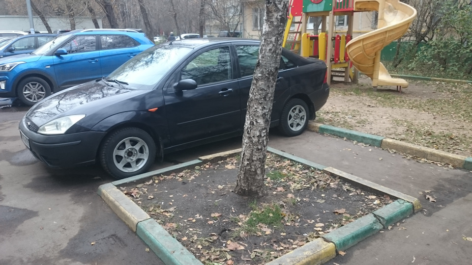 Передние стойки, опоры, передний сальник к/в — Ford Focus Sedan I, 1,6 ...