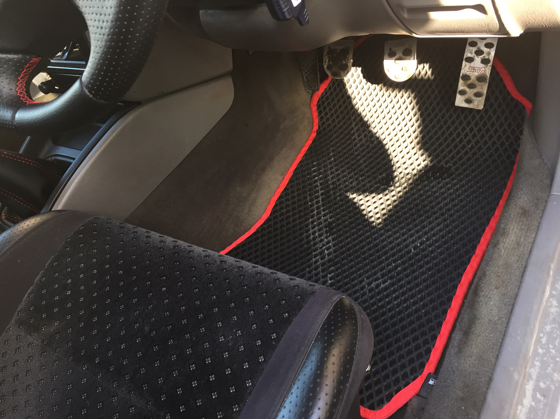 Коврики EVA в форика! — Subaru Forester (SF), 2 л, 2001 года | аксессуары | DRIVE2