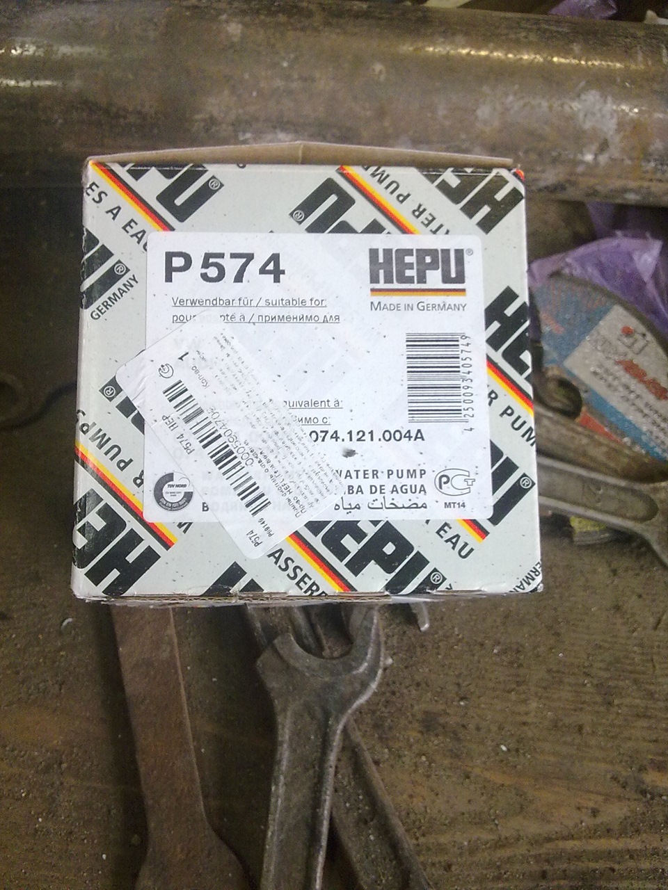 Замена ГРМ, помпы, ролика, шестерни — Audi A6 (C4), 2,5 л, 1995 года | плановое ТО | DRIVE2