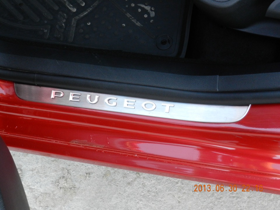 Накладки на пороги — Peugeot 308 (1G), 1,6 л, 2011 года | аксессуары ...