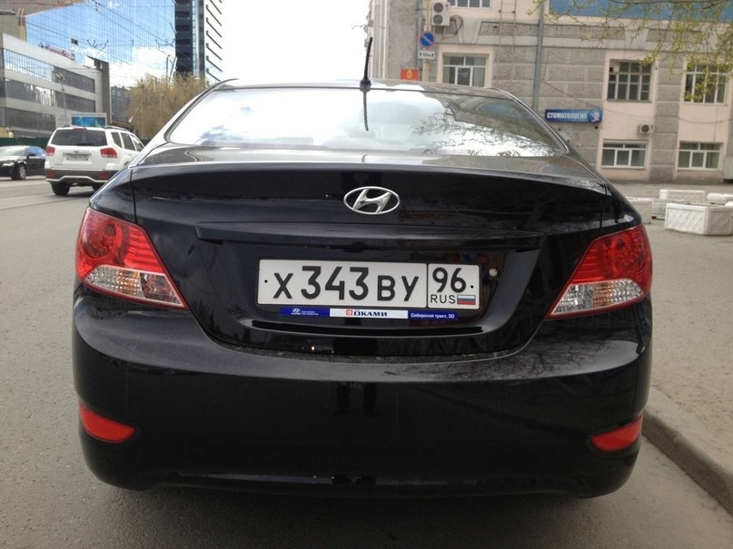 Снял шильдики — Hyundai Solaris (1G), 1,4 л, 2013 года | стайлинг | DRIVE2