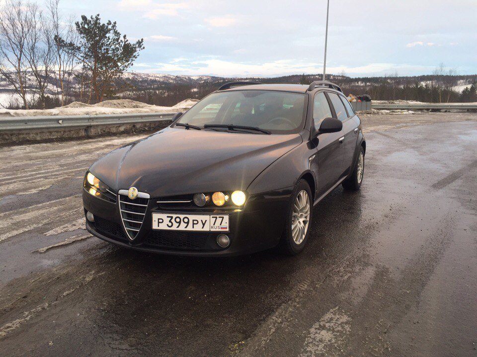 Новое боковое зеркало — Alfa Romeo 159 Sportwagon, 1,9 л., 2008 года ...