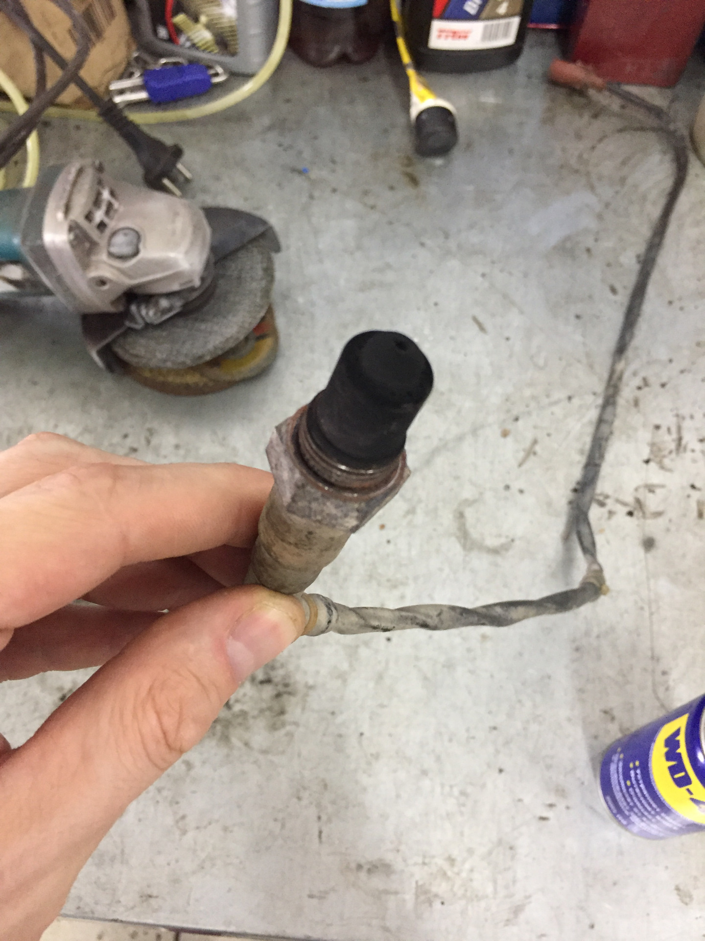 Замена датчика кислорода (ошибка P0133 P0135) — Volkswagen Passat B6, 1 ...