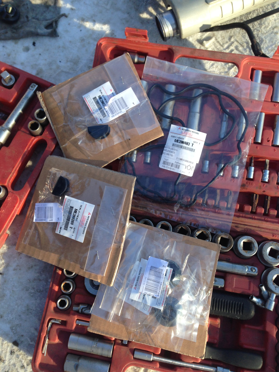 ME200403 Прокладка клап. крышки Mitsubishi | Запчасти на DRIVE2