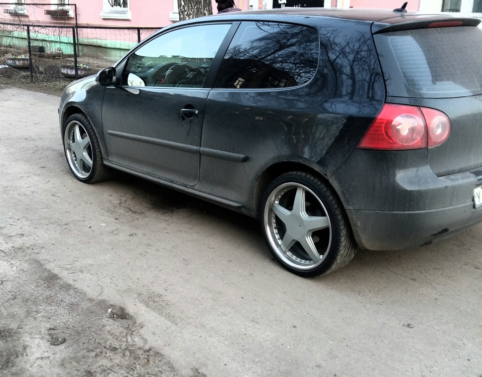 Тапульки ;)Racing Hart CXR R19, TRIANGLE 215/35. — Volkswagen Golf Mk5 ...