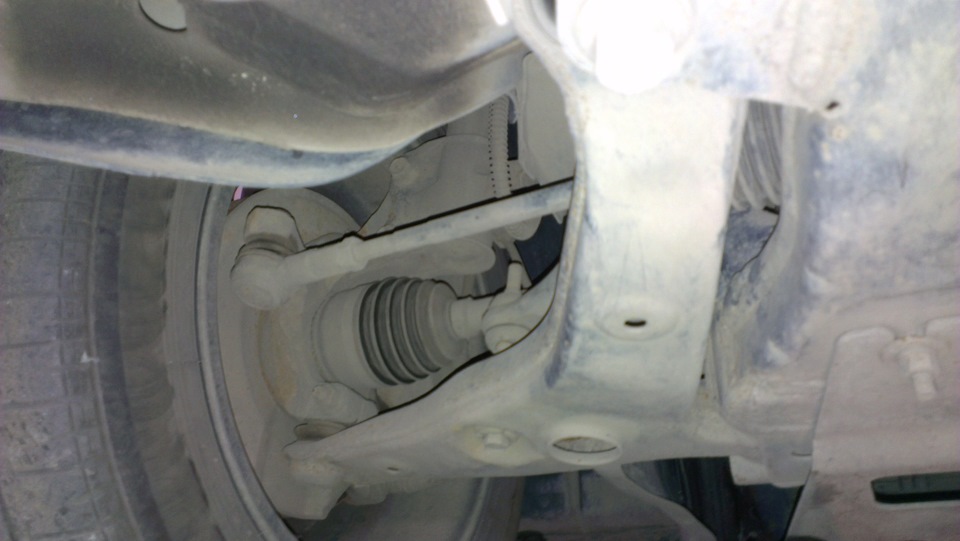 Левый рулевой наконечник — Mitsubishi Lancer IX, 1,6 л, 2006 года ...