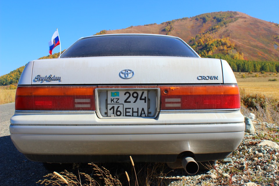 Небольшой фотосет — Toyota Crown (S140), 3 л, 1993 года | фотография ...