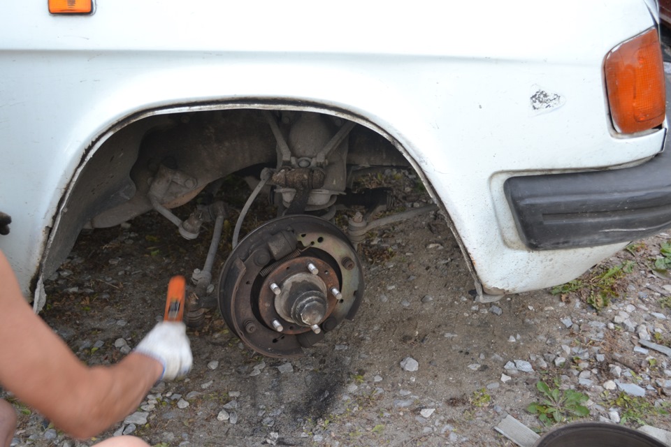 Перебил шкворень. — ГАЗ 31029, 2,4 л, 1995 года | своими руками | DRIVE2