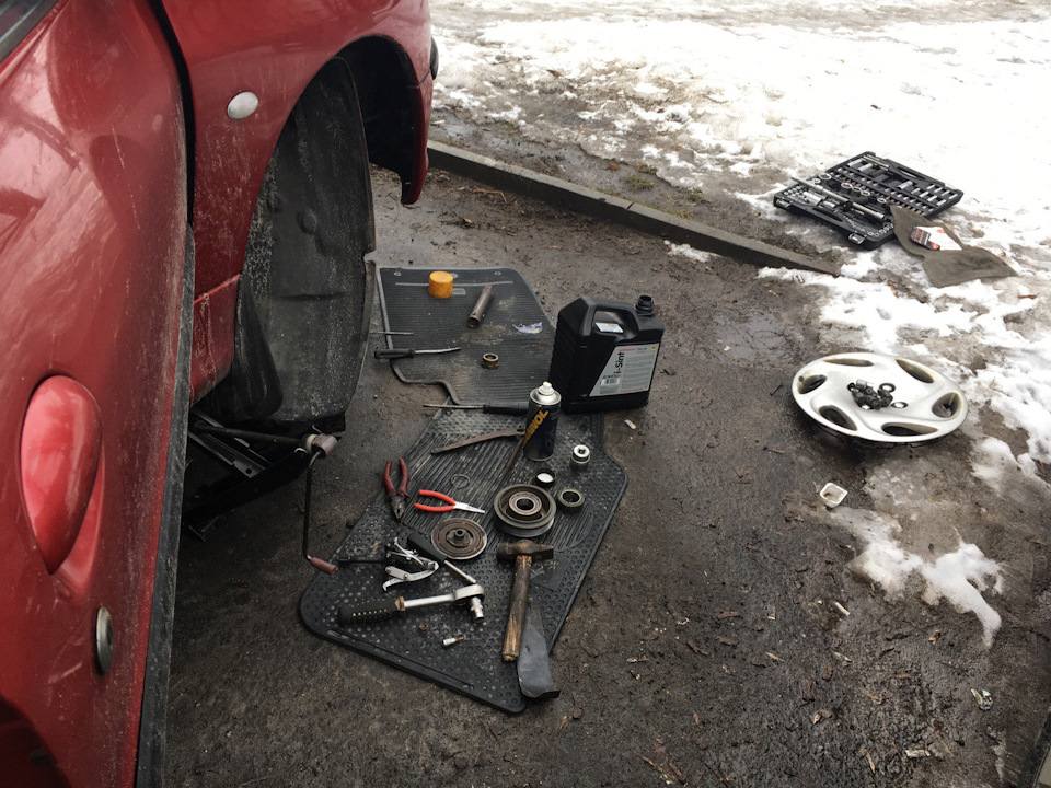 Замена подшипника компрессора кондиционера — Peugeot 206, 1,4 л, 2002 ...