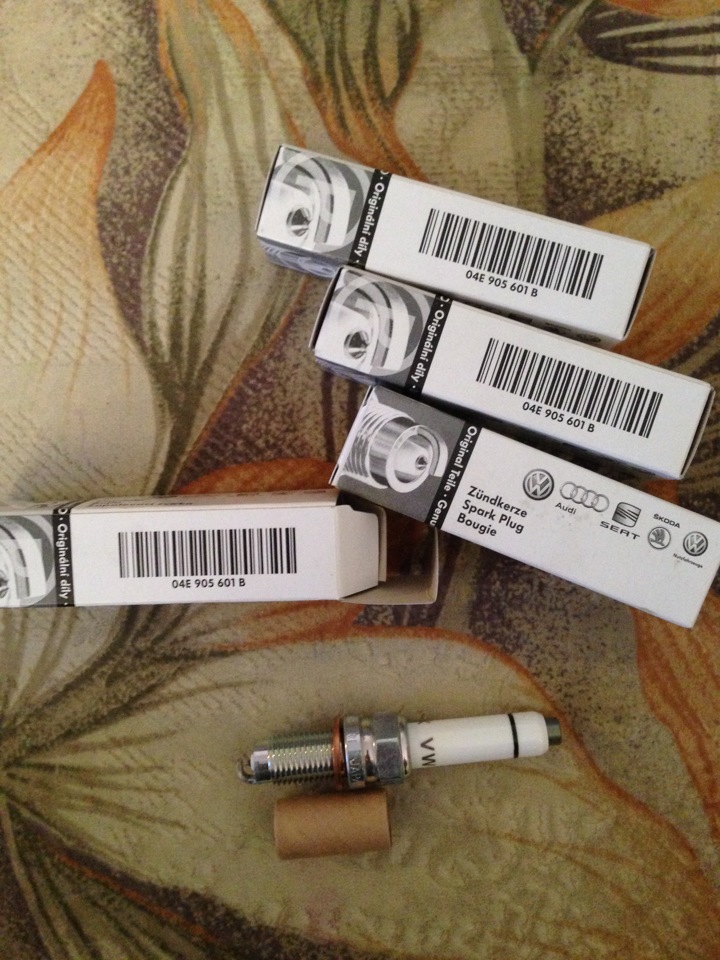 04E905601 СВЕЧА ЗАЖИГАНИЯ VAG | Запчасти на DRIVE2
