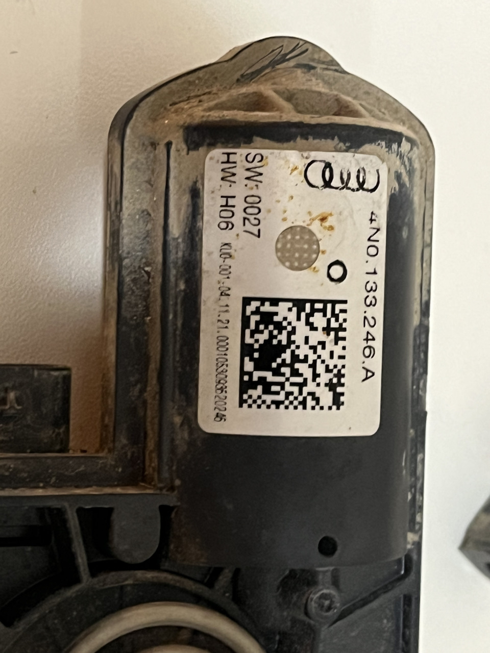 4N0133246A Заслонка выхлопа VAG | Запчасти на DRIVE2