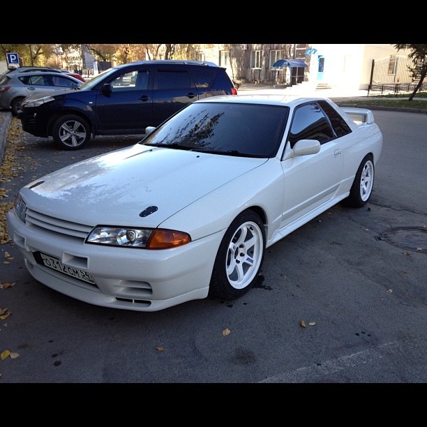TE37 +15 autumn look — Nissan Skyline GT-R (R32), 2,6 л, 1991 года ...