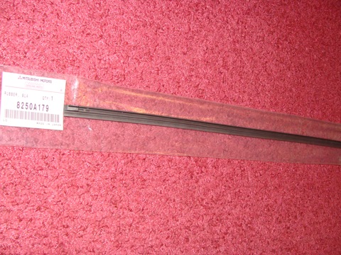 8250A170 Механизм стеклоочистителя трапеция с моторчиком 8251A032 ...