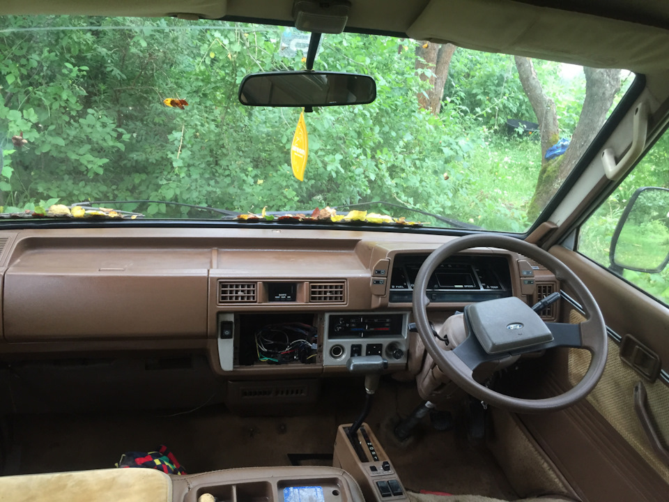 Химчистка салона если можно так назвать — Ford Spectron, 1,8 л, 1986 ...