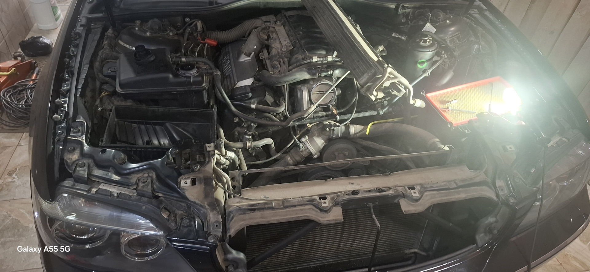 Чистка радиаторов и замена антифриза — BMW 7 series (E65/E66), 4,8 л, 2005 года | плановое ТО ...