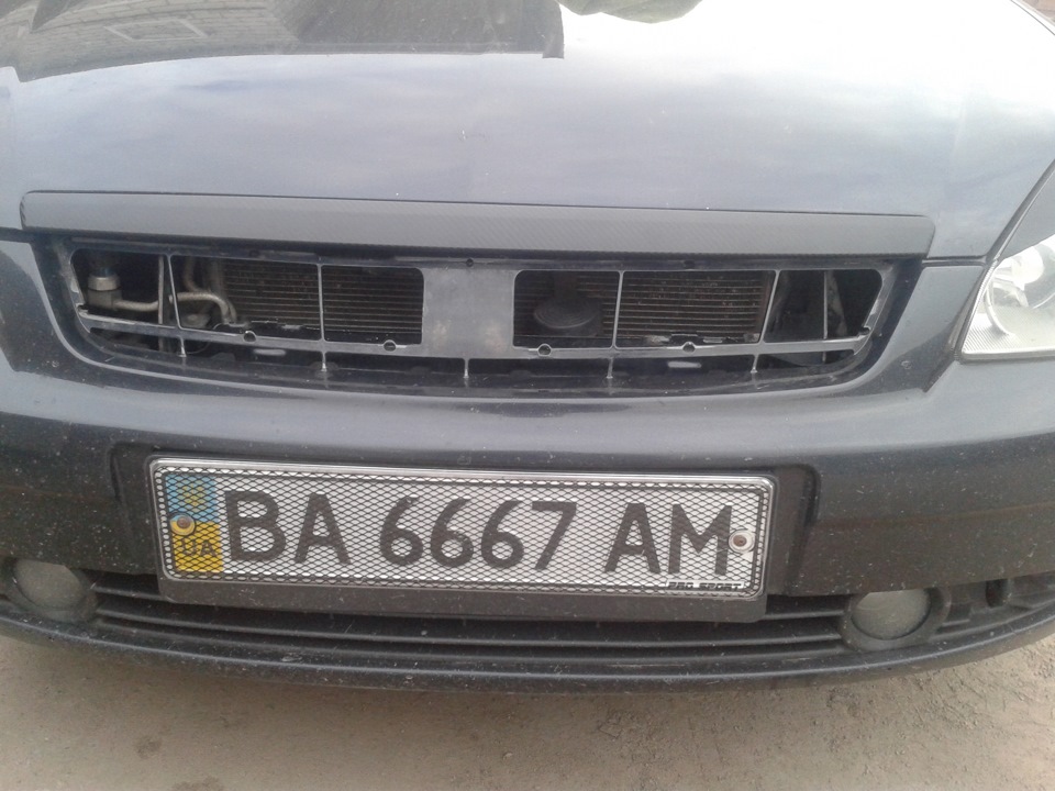 Сабли в карбон — Lada Приора седан, 1,6 л, 2008 года | тюнинг | DRIVE2