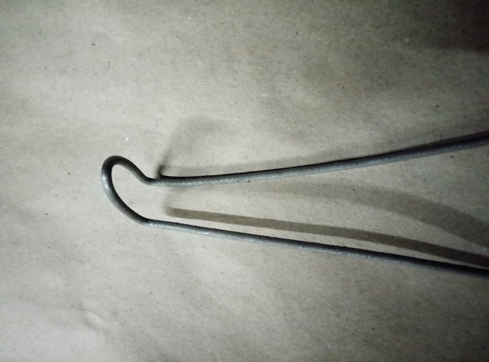 Замена лампочки габарита — Skoda Fabia Mk2, 1,6 л, 2009 года | поломка ...