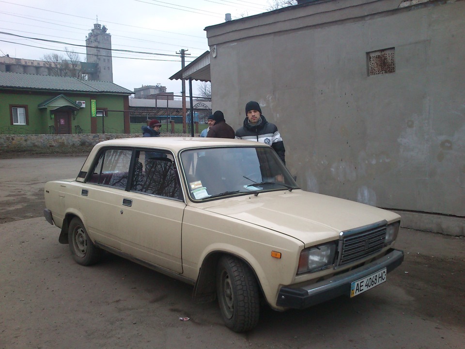 Визит домой)))) — Lada 2107, 1,5 л, 1987 года | наблюдение | DRIVE2