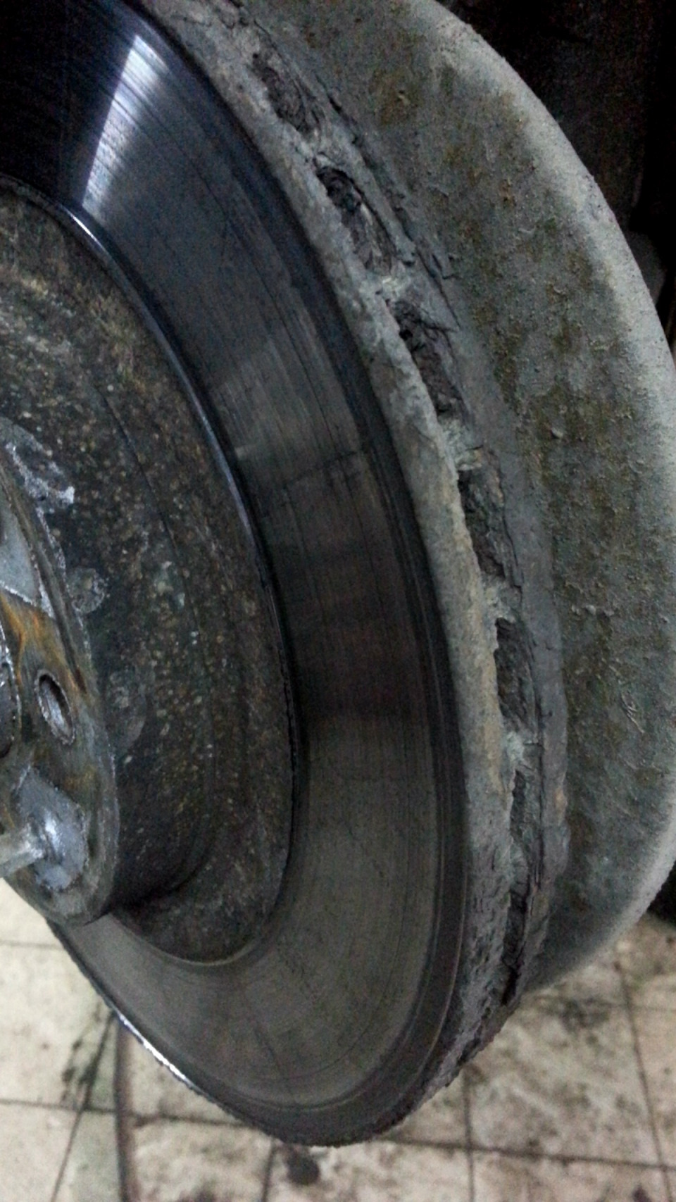 Тормозные диски. — Lada Калина Универсал (1G), 1,6 л, 2012 года | визит ...