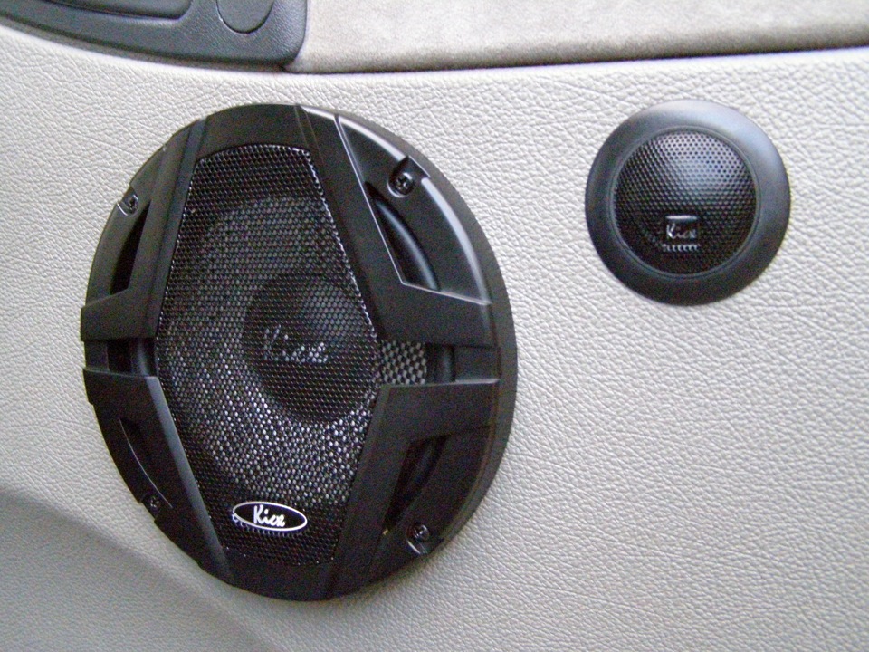 Шеснари Kicx в задние двери… — Lada Калина Хэтчбек (1G), 1,6 л, 2007 года | автозвук | DRIVE2