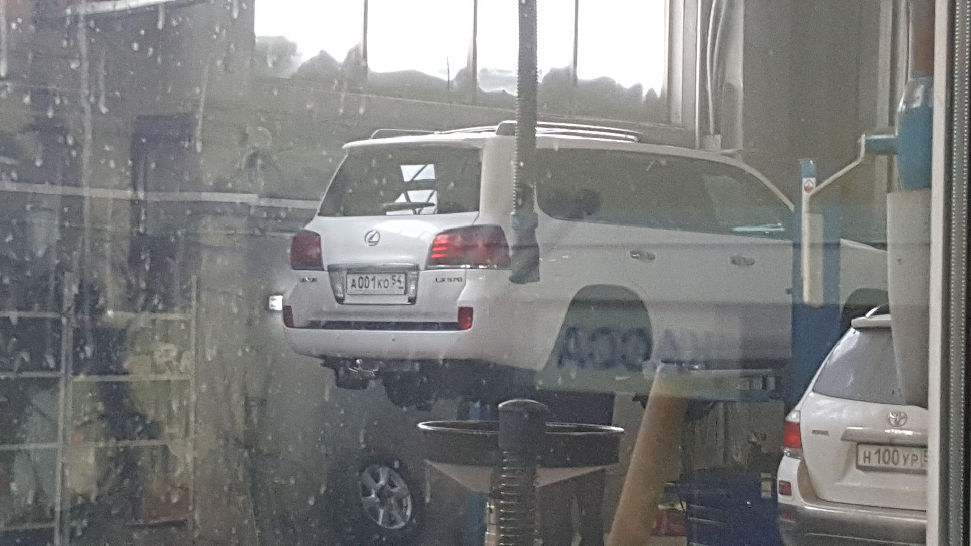 Лексусы суко не ломаются))) — Lexus LX (URJ200/URJ201), 5,7 л, 2011 ...