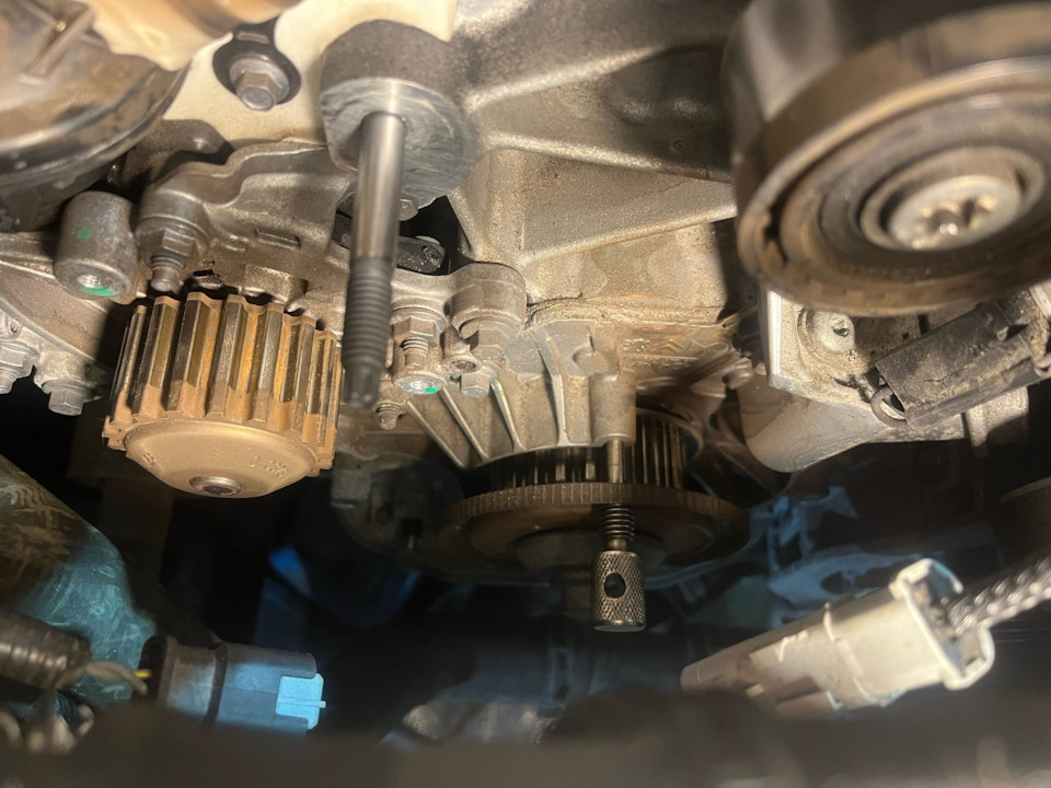 Замена ГРМ, воздушного фильтра + коды запчастей + фото работы — Ford ...