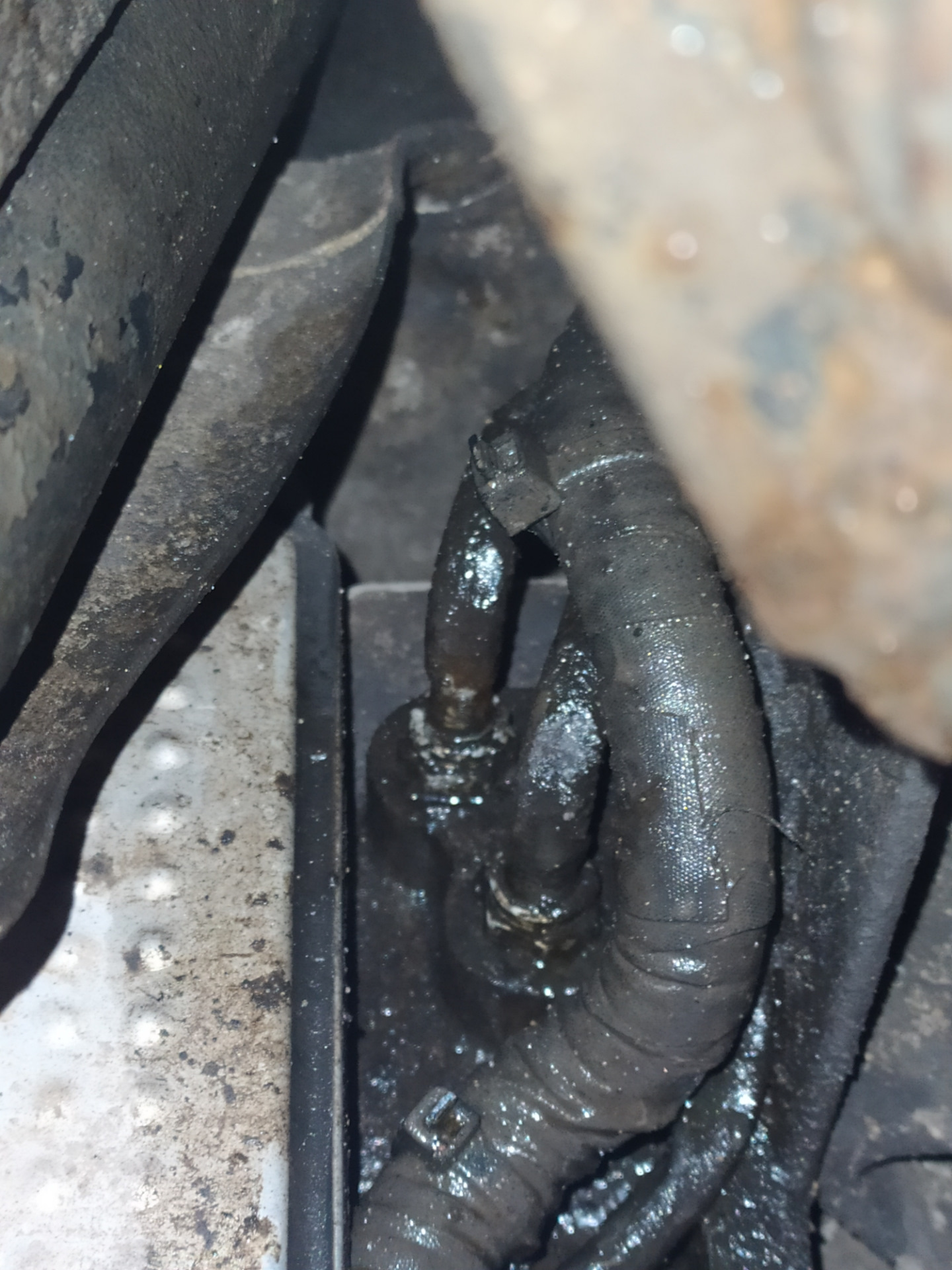 ТО полного привода и замена фитинга — Opel Insignia Country Tourer (1G ...