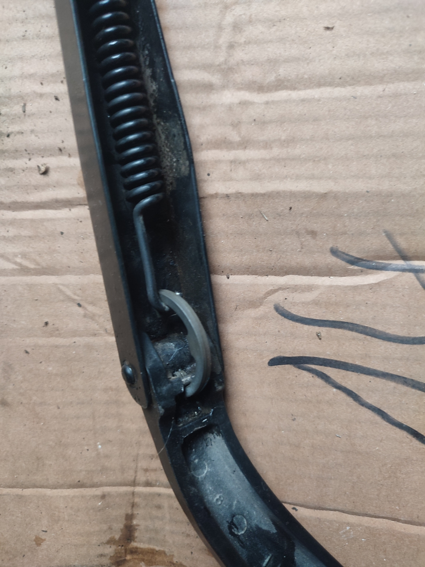 Поводки дворников — Chevrolet Captiva (1G), 2,4 л, 2013 года | своими ...