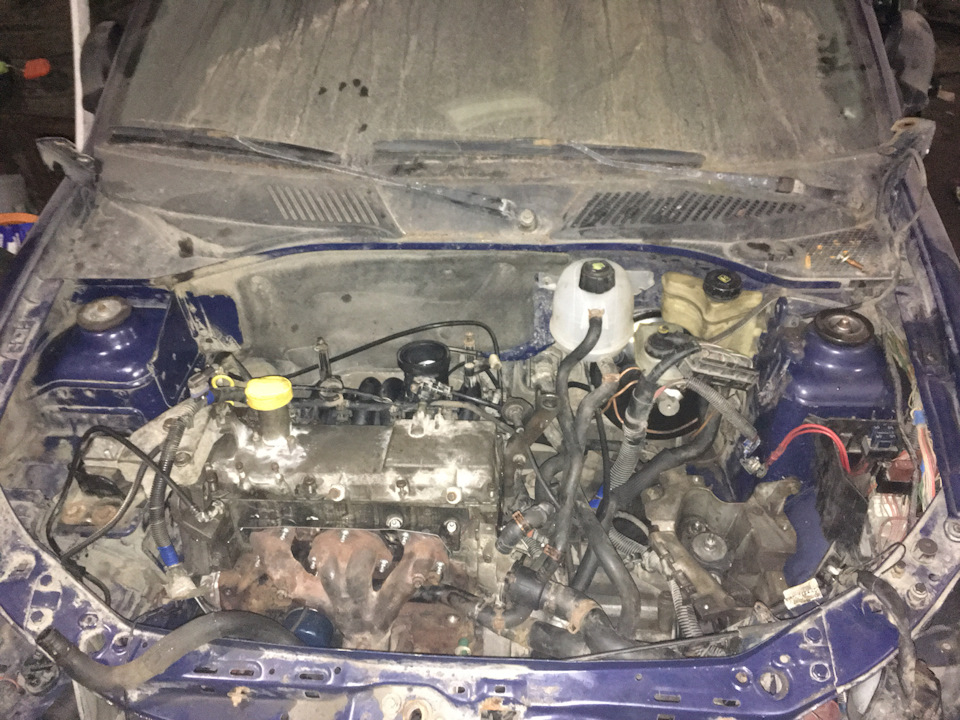 Сборка. Часть вторая. — Renault Symbol, 1,4 л, 2003 года | своими ...