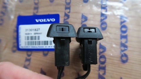 31301827 Форсунка омывателя лобового стекла Volvo | Запчасти на DRIVE2